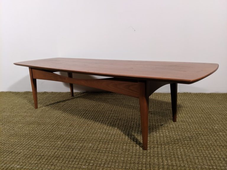 Mid Century Modern Solid Wood Coffee Table - EPOCH