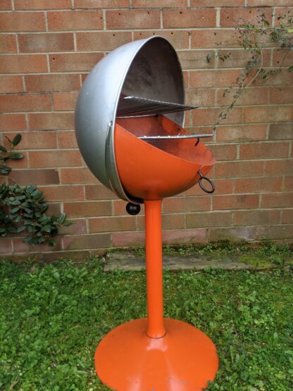 Vintage 60's Atomic Spherical Clamshell Shepherd Ball Grill by Bill ...