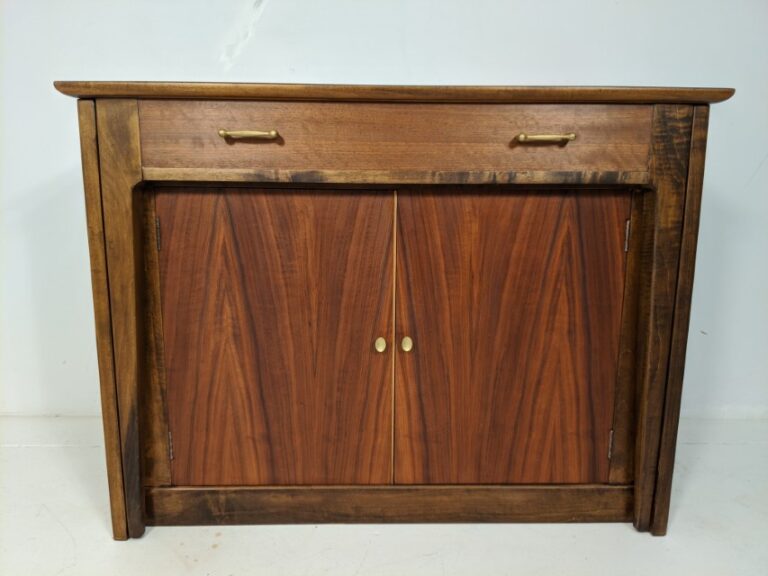 Mid Century Modern Walnut Dining Table, Extendomatic by Saginaw ...