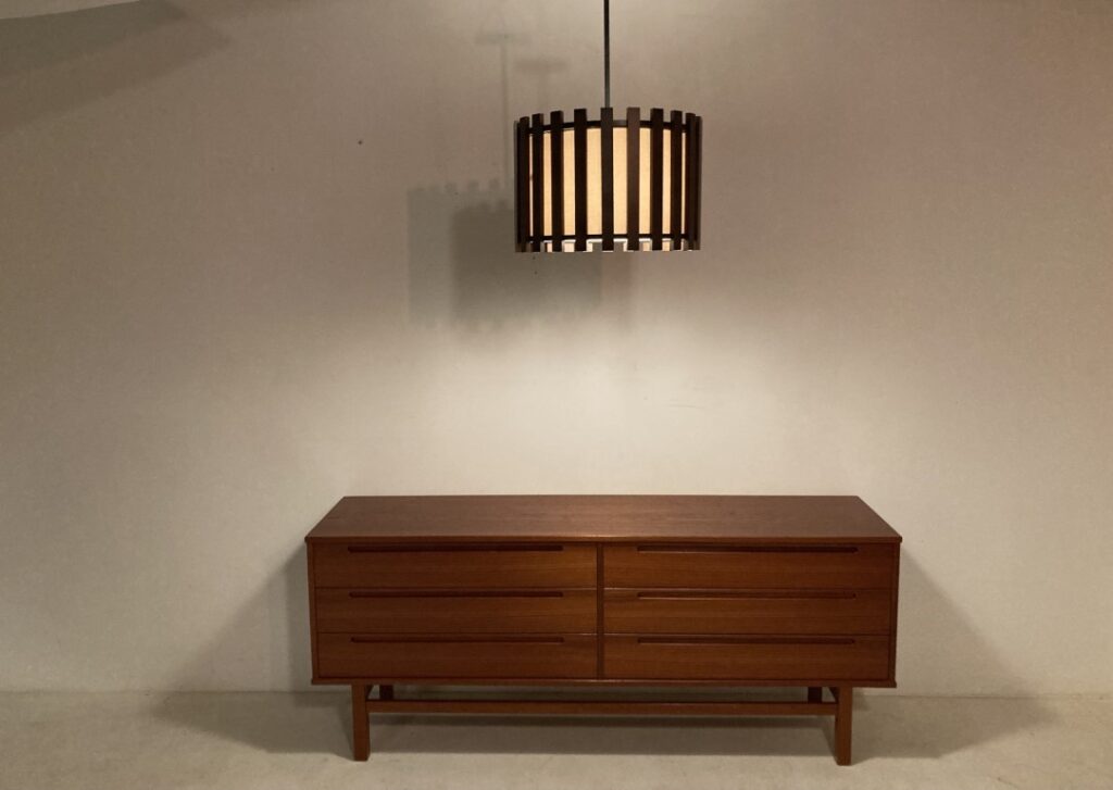 Modern Barrel Wood Slat Pendant Light - EPOCH