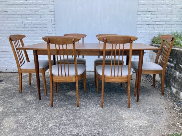 Vintage, Mid Century Modern Broyhill Sculptra Walnut Dining Set, 1 Leaf ...